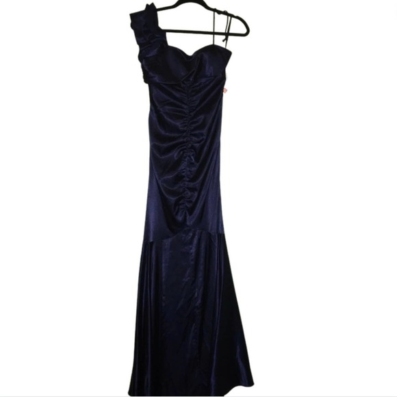 Jump | Dresses | Jump Apparel Navy Blue Semi Strapless Maxi Formal Gown ...